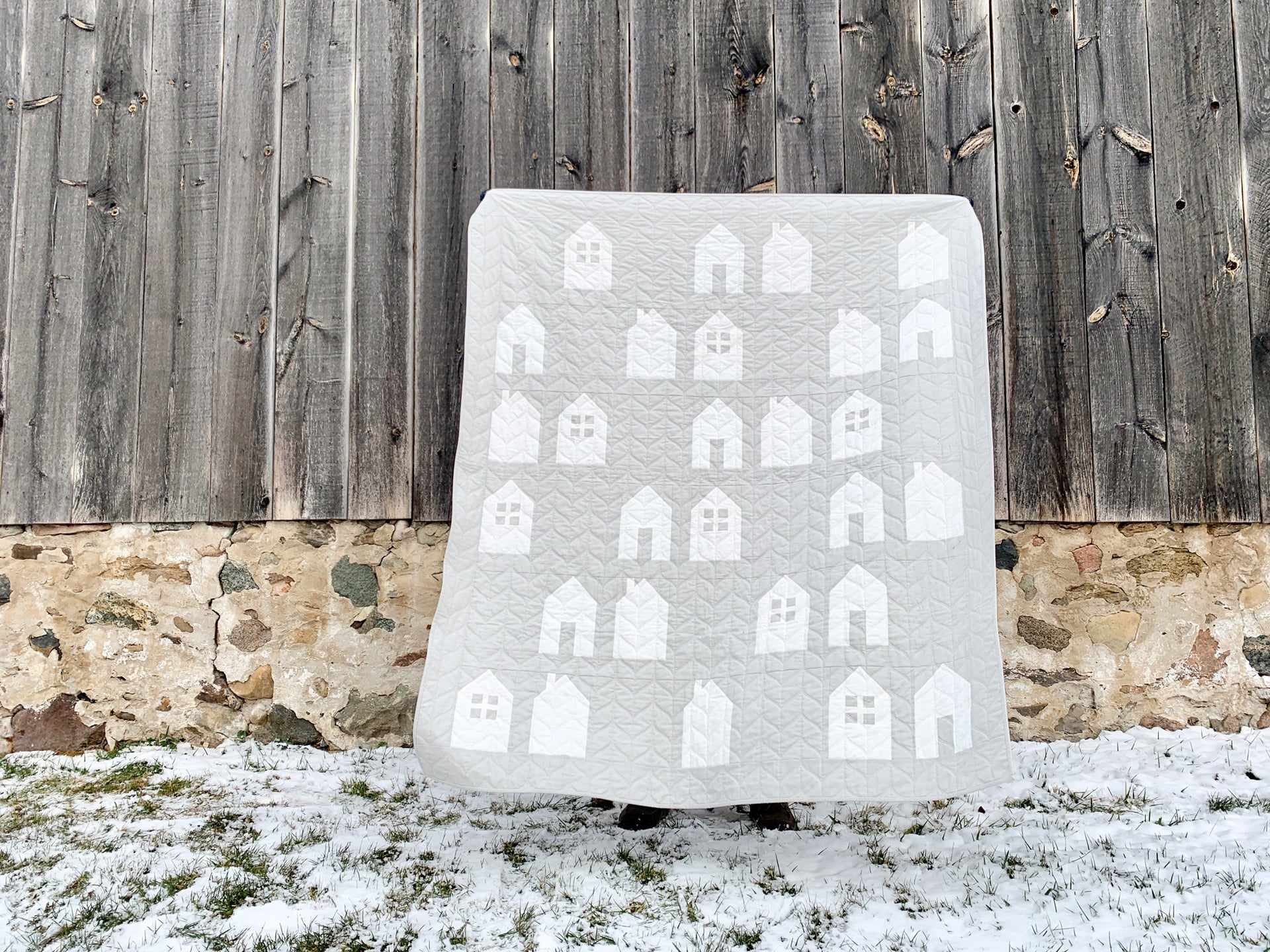 Cozy Village - The two-Color Variation - Cotton and Joy